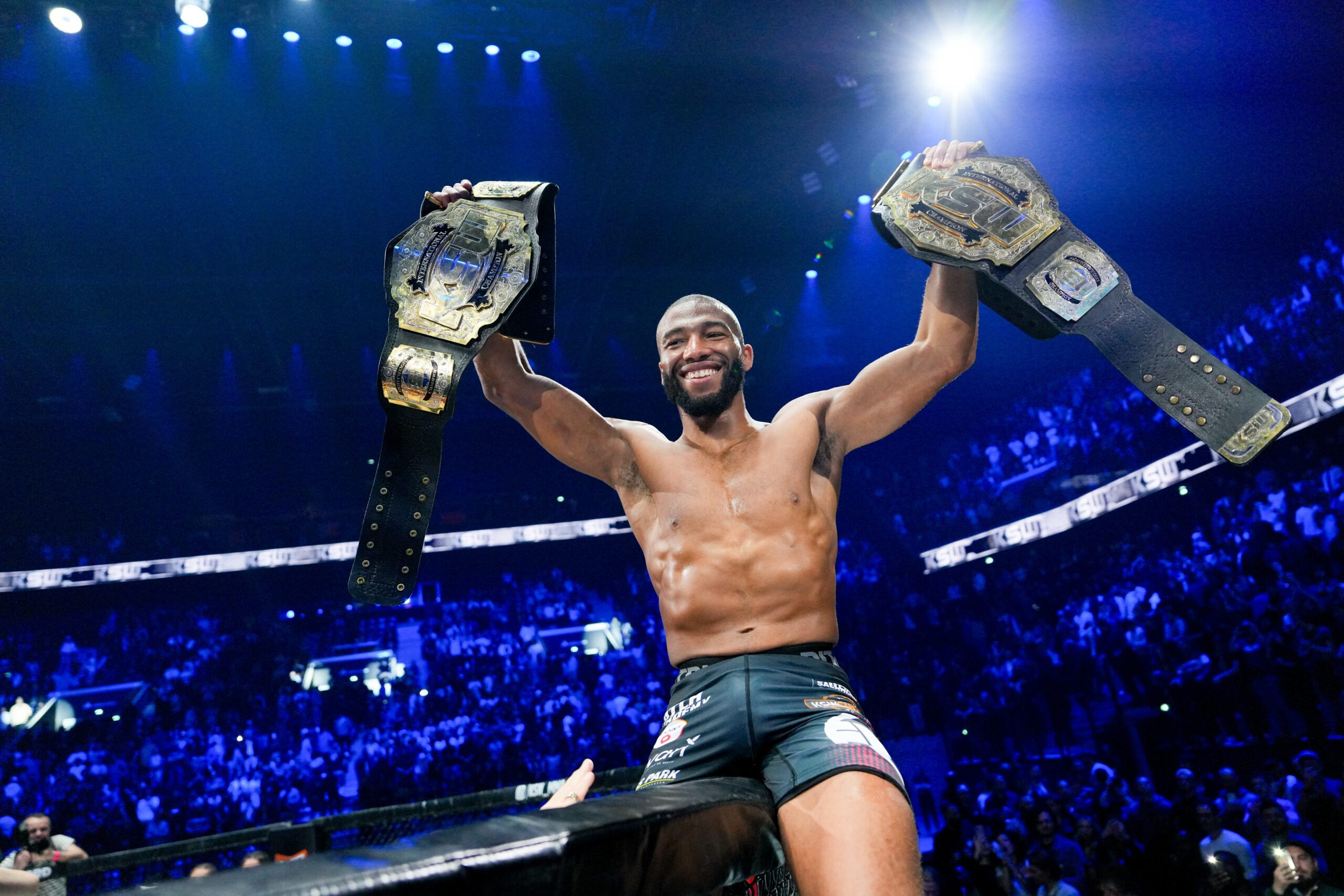 XTB KSW 101 | MMA à Paris La Défense Arena | Billetterie Officielle