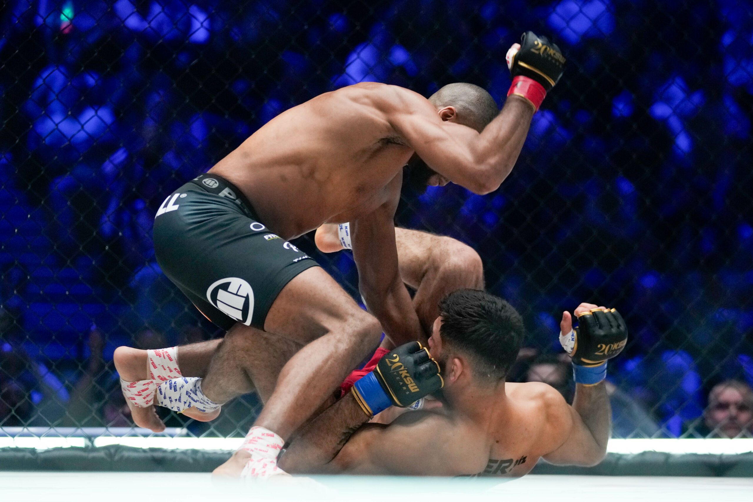 XTB KSW 101 | MMA à Paris La Défense Arena | Billetterie Officielle