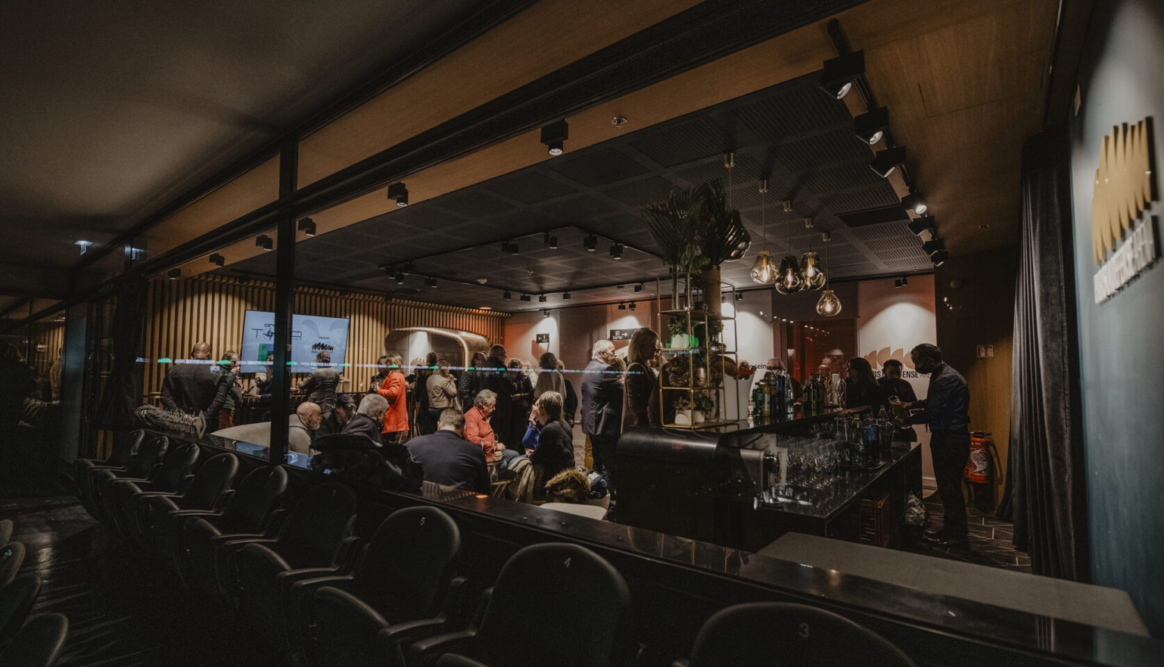 "bus gemozac" | Paris La Défense Arena